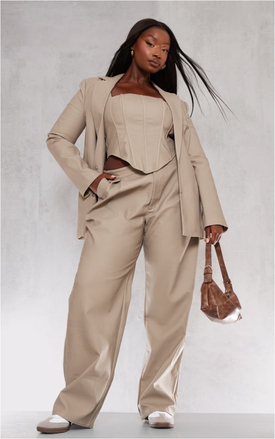 Women's Fashion Clothing & Dresses | PrettyLittleThing